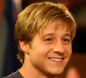 Ryan's Top Quips to Seth in 'The O.C.' Season 2 - Cordutting.com