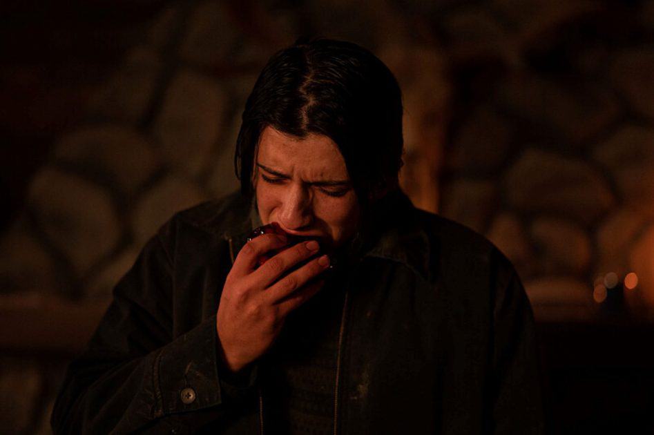 Love or Hate: Travis Martinez in 'Yellowjackets' | CordCutting.com